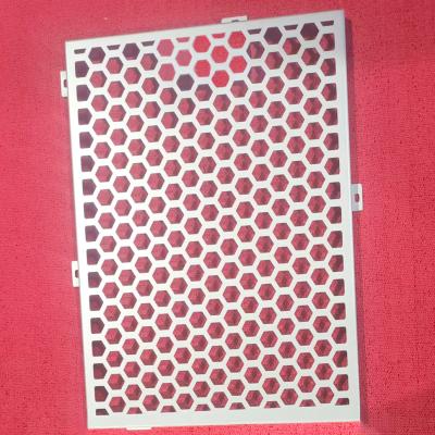 China Hexagonal Perforated Aluminum Wall Cladding Panel 2mm Thick Building Decoration Material for sale