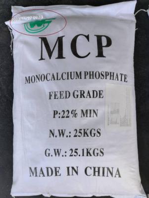 China Feed Additives MCP Monocalcium Phosphate Odorless PH3.0-4.0 White Or Grey for sale