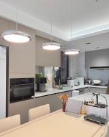 China Custom Modular Modern Design Home Kitchen Furniture Kitchen Cabinet Fireproof Boards for sale