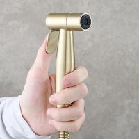 China 304 Stainless Steel Brushed Pressurize Spray Gun Assortment for Bathroom Supply Needs for sale