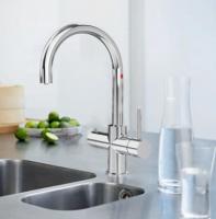 China Upgrade Your Kitchen with 5-in-1 Silver Taps Hot Cold Mixer Boiling Water and Faucets for sale