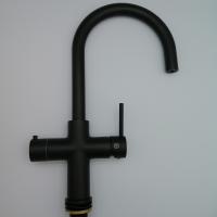 China Guarantee 5 Years Black Taps Kitchen Faucet with Filter and Boiling Water Purifier for sale