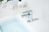 China Deck Mounted Contemporary Design Basin Faucet Mixer for Bathroom Hot and Cold Brass Ware for sale