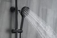 China Single Hole Bathroom Hot and Cold Mixer Shower Set with Deck Mounted Installation for sale