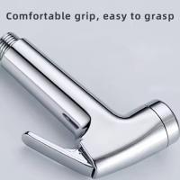 China 2024 Lizhen Round Toilet Bidet Spray Handheld Sprayer Wash Kit with Chrome Water Hose for sale