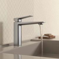China Luxury Ceramic Valve Core Gun Grey Single Handle Brass Basin Faucet by Lizhen-Hwa.Con for sale