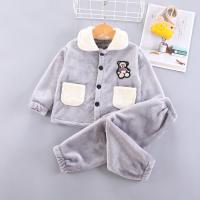 China 0.8M Flannel Khaki Children'S Pajamas Sets Children'S Friends Pyjamas Home Wear for sale