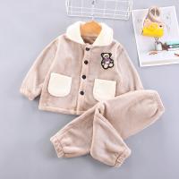 China 0.8M Flannel Khaki Children'S Pajamas Sets Children'S Friends Pyjamas Home Wear for sale