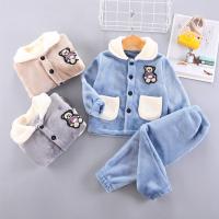 China 0.8M Flannel Khaki Children'S Pajamas Sets Children'S Friends Pyjamas Home Wear for sale