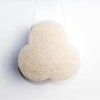 China 100% Natural Clover Shape Body Konjac Sponge For Blackheads for sale