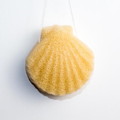 China Shower Green Tea Konjac Sponge Remove Blackhead Smooth Skin Cleanser Sponge for sale