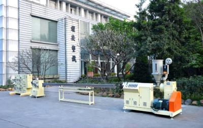 China Customized Plastic Filament Extruder Machine Trimmer Line Nylon 1.2mm-4.0mm Diameter for sale
