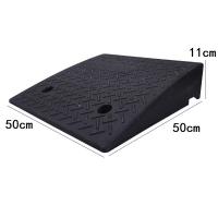China Custom Car Rubber Threshold Kerb Ramp Speed Hump for sale