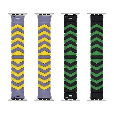 China Quick Release Smart Sport Silicone Watch Strap For Apple 38 / 40 / 42 / 44mm for sale