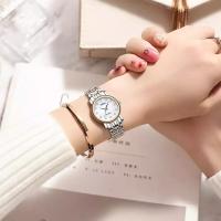 China Round Ladies Quartz Watch Bracelet Set Green Dial Simple Rose Gold Mesh Luxury for sale