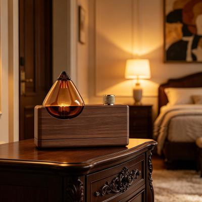 China Hand Blown Glass Minimalist Retro Design Wood Aroma Diffuser with 2600mAh Battery for Hotels for sale