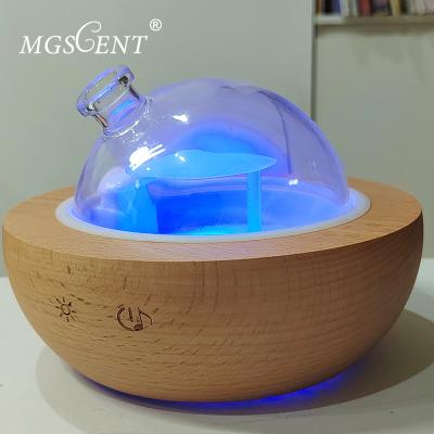China Nordic Beech Hand Blown Glass Ultrasonic Aromatherapy Diffuser with Bluetooth Music for Commercial Spaces for sale