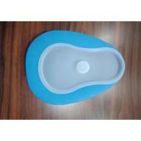 China Medical Plastic Bed Pan Disposable With Or Without Cover For Patient for sale