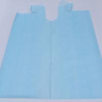 China ISO13485 Disposable Medical Products Waterproof Dental Bib Roll for sale