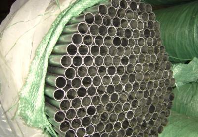 China Custom 6M Anti-Rust BS1387 Welded Steel Pipes Coated With Oil for sale