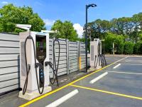 China 160kW Heavy Duty EV Charging Station with 5M Cable and 10-inch Touch Screen for Commercial EV Fast Charging for sale