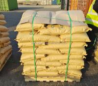 China 1-3mm 2-4mm Phlogopite Mica Flakes 20mesh Golden Flakes 40mesh Calcined Mica Flakes for sale
