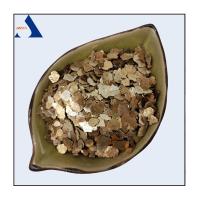 China Golden Mica Flakes Calcined Gold Mica Flakes for sale