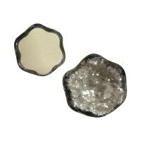 China 20mesh 40mesh 60mesh White Mica Powder High Purity Cosmetic Grade for Bulk Minerals for sale