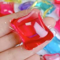 China 8g Clean Laundry Pods Blue Red Yellow Washing Machine Pods For Sensitive Skin for sale