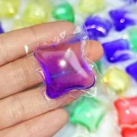 China 8g Clean Laundry Pods Blue Red Yellow Washing Machine Pods For Sensitive Skin for sale