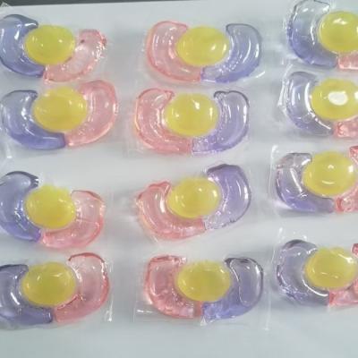China OEM Laundry Detergent Capsules Sustainable 3 In 1 Laundry Pods for sale