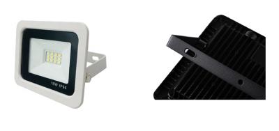 China AC240V 100W Aluminum LED Flood Light 100lm/W IP66 Garden Security Light for sale
