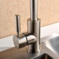 China Durable Single Handle Kitchen Faucet Brushed Plated Finishing Simple Style for sale