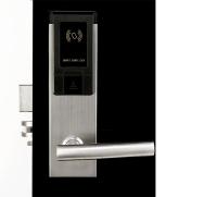 China 55mm Backset Hotel Electronic Door Lock Keyless 2 Brass Computer Keys for sale