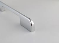 China Chrome / Matt Silver Decorative Drawer Pulls Handle Zinc Alloy Oval Shape for sale