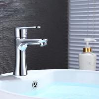 China Handle Single Hole Sink Faucet Deck Mounted Brass Bathroom Faucets for sale