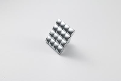 China Kitchen Hardware Furniture Dresser Drawer Pulls Cupboard Door Knobs for sale