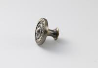 China Electroplated Lacqer Handle Furniture Dresser Kitchen Drawer Pulls And Knobs for sale
