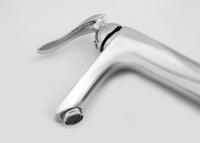 China Modern Kitchen Sink Water Tap With High Precision Ceramic Valve for sale