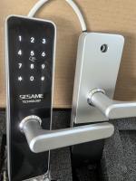 China Smart Home Door Lock Fingerprint Lock Bluetooth WiFi Black / Silver Painted For Security for sale