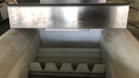 China Automated Granola Bar Press Machine SS Material Candy Bar Making Machine for sale