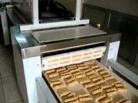 China EU Standard Food Grade Snack Bar Machine Peanut Candy Peanut Chikki Bar Machine for sale