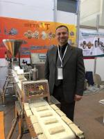 China 2.2Kw 60pcs/Min Buckwheat Cereal Bar Making Machine for sale