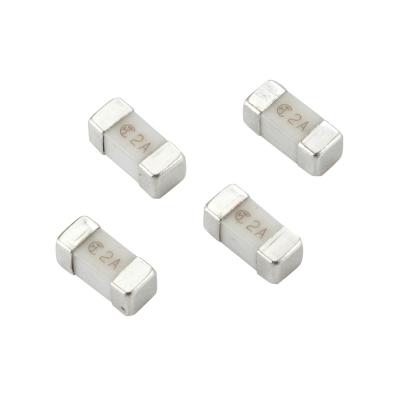 China 2JS Slow Blow SMD Chip Fuse 500mA-6.3A 2410 Surface Mount Time-Lag for Power Adapter for sale
