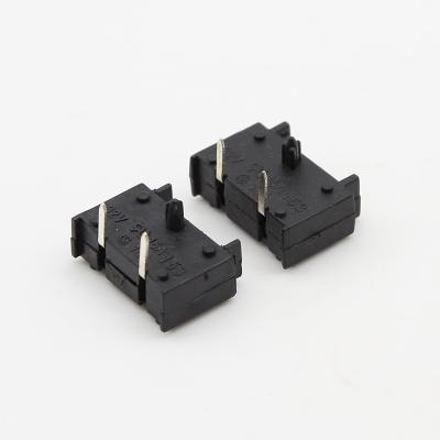 China PCB Mount MINI Blade Fuse Holder 1530007 SL-1537 Horizontal 15A 32V for 297 Fuse for sale