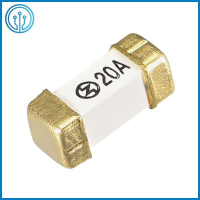 China 6125 SMD Time Lag Surface Mount Fuse 20A 72VDC 6.1x2.5mm Ceramic Slow-Blow Protection for LED Lighting for sale