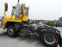 China CNHTC HOVA 100T Best Towing Capacity Yard Truck Spotters Heavy Duty Tractor Truck for sale
