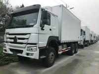 China HOWO 6x4 Tri Axle Truck 18t Refrigerator Box Truck White for sale