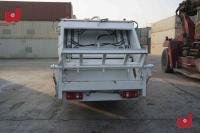 China Light Duty 8CBM Garbage Remoral Back Loader Compact Garbage Truck for sale