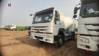 China Euro 2 Concrete Mixer Truck Vehicle 371hp Left Hand Drive for sale